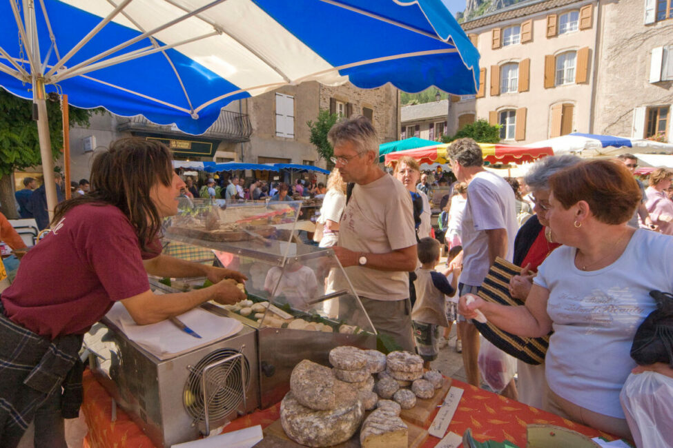 MARCHÉ DE FLORAC - Des Cévennes au Mont Lozère, Office du Tourisme